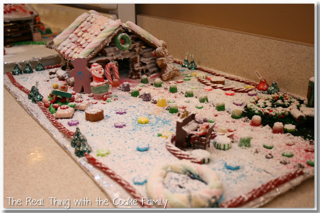 Fun Family Christmas Activities Making Gingerbread Houses - Real ...