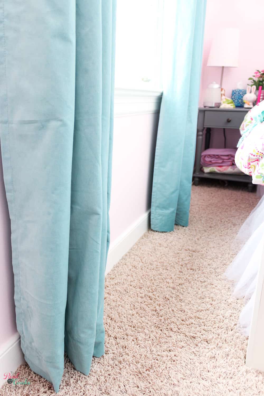 How to Hem Curtains Really Fast - 15 minutes or less