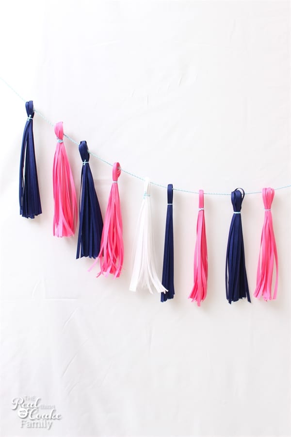 DIY Photography Backdrop for Great Back to School Pictures